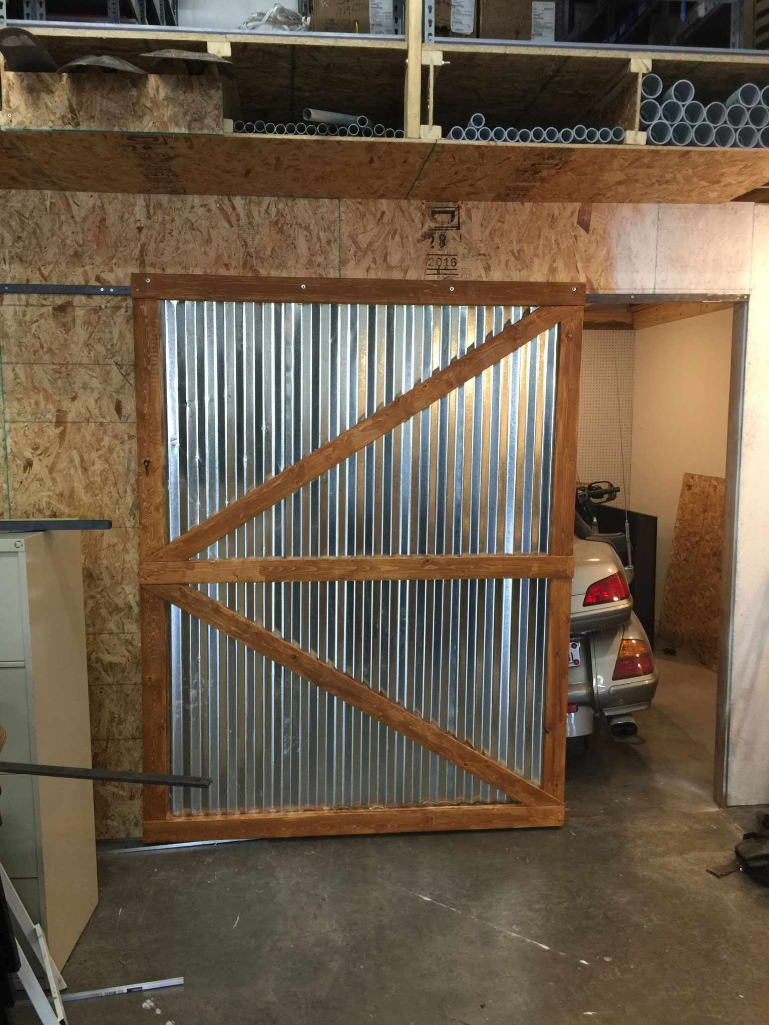 40 Cool "Corrugated Metal Door" Ideas to Give Your Home a Unique ...