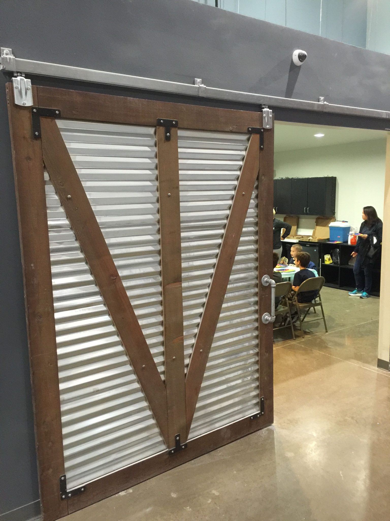 40 Cool "Corrugated Metal Door" Ideas to Give Your Home a Unique ...