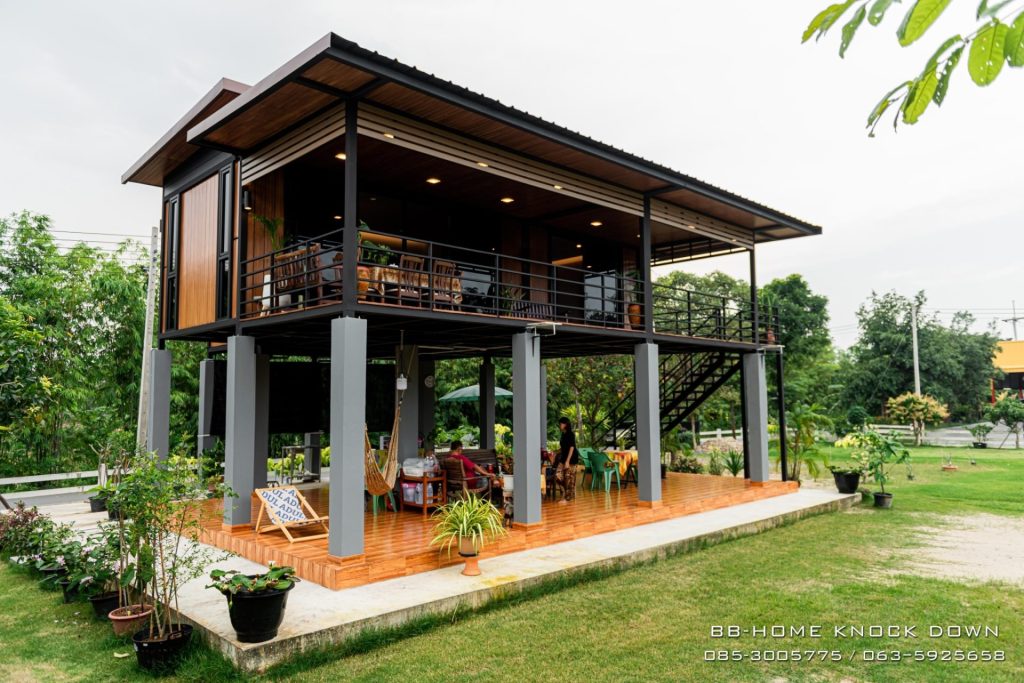 Cool Prefabricated House on Stilts With Open Living Area and Spacious ...