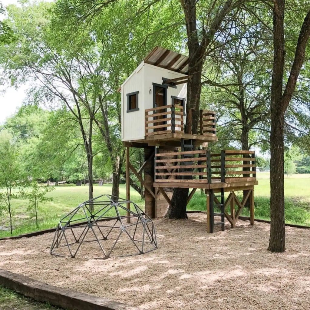 44 Treehouse Ideas, an Adventurous Hideaways That Your Family Will Love