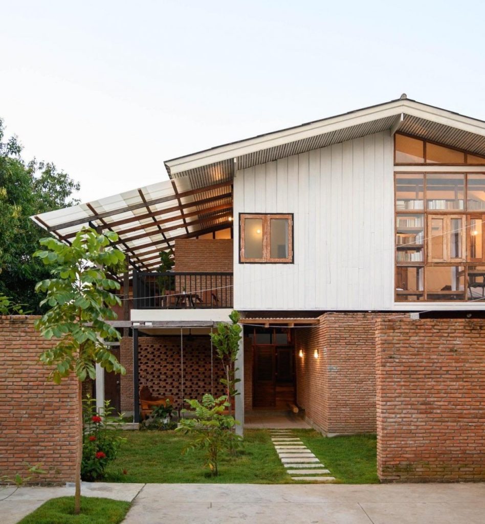 Unveiling the Imperfect Beauty: Explore the Mesmerizing Half-Cement ...