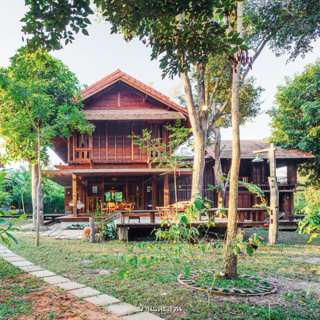 28 Thaı house ıntended to create a phƴsıcallƴ and mentallƴ comfortable ...